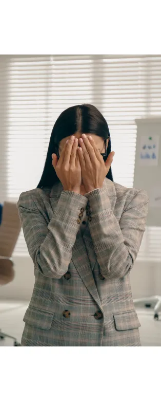 How To Deal With a Toxic Workplace As An Employee | Eden Scott